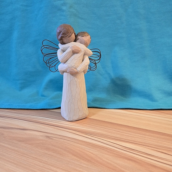 Willow Tree | Art | Willow Tree 202 Angel Named Embrace Collectible By ...